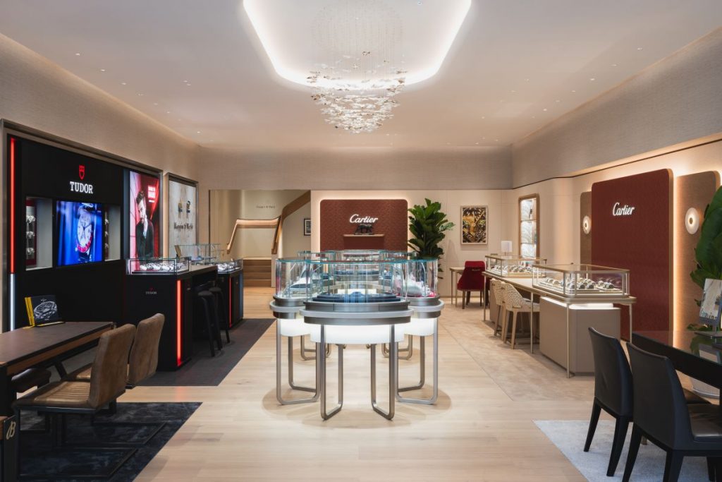 What’s Happening – Multrees Walk